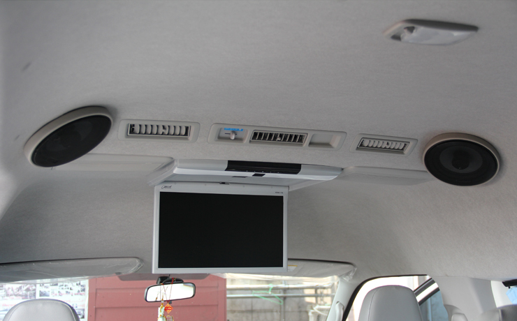 เครื่องเสียงรถยนต์ TOYOTA COMMUTER, ติดตั้ง จอติดเพดานคอมพิวเตอร์แบบ ...